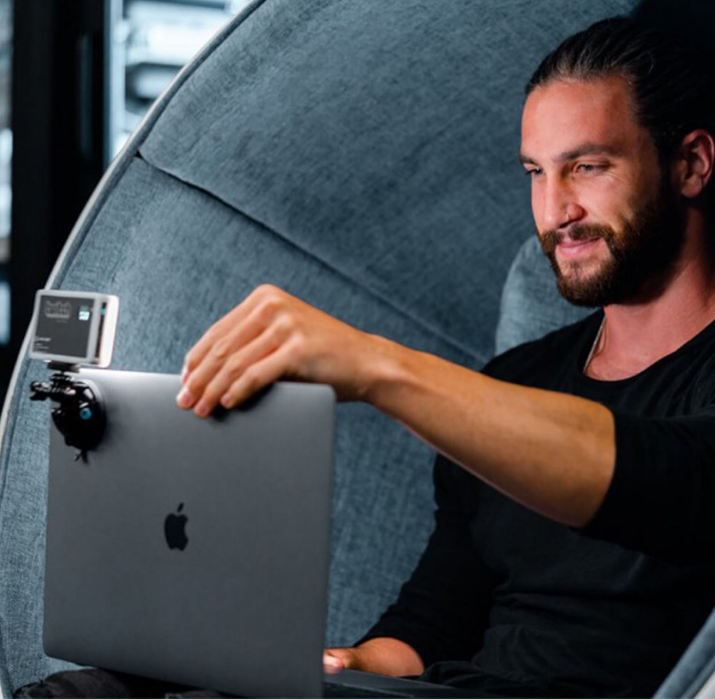 20 High-End Corporate Gifting Ideas Sure to Impress - Swag.com