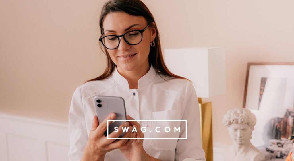 6 Relatable Accounts To Help You Get Through The Work Week - Swag.com