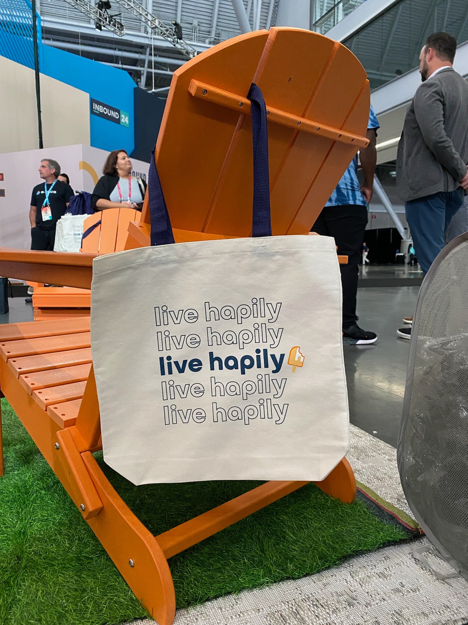 The Hottest Swag at HubSpot's Inbound 2024 - Swag.com